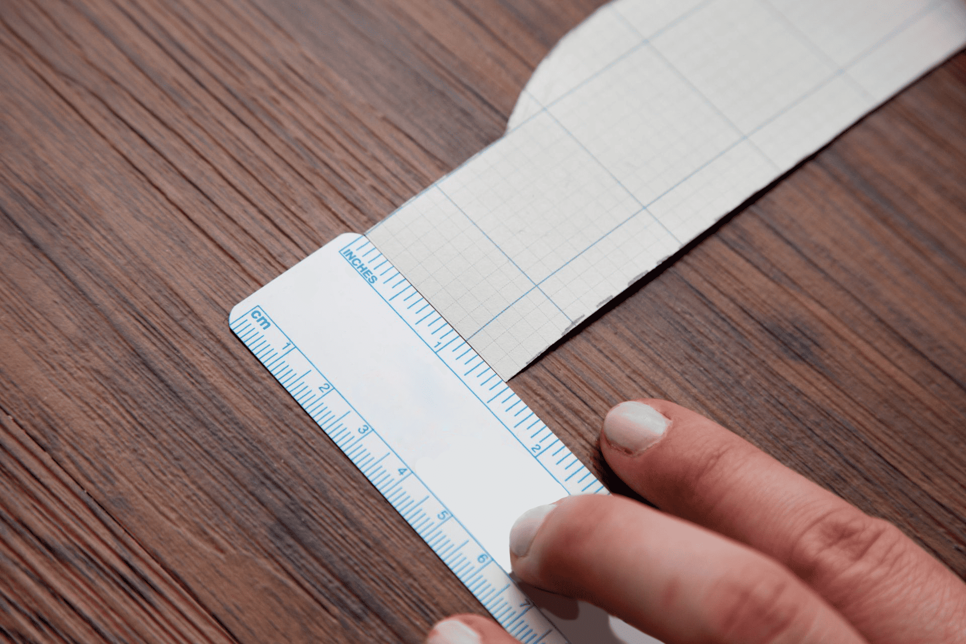 How to Find the Right Label Size for Your Product | Sttark